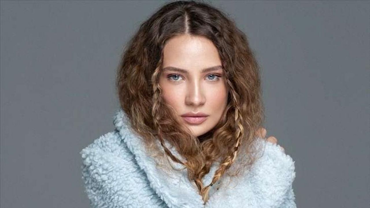 Irmak Arıcı Kimdir?