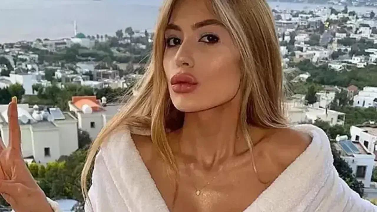 Nihal Candan Kimdir?